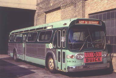 MILWAUKEE BUS PHOTOS